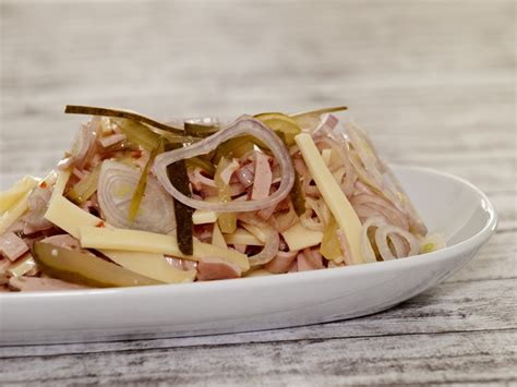 무료 이미지 요리 식사 식품 생기게 하다 야채 먹다 고기 맛있는 파스타 양파 치즈 쿡 절단 스위스