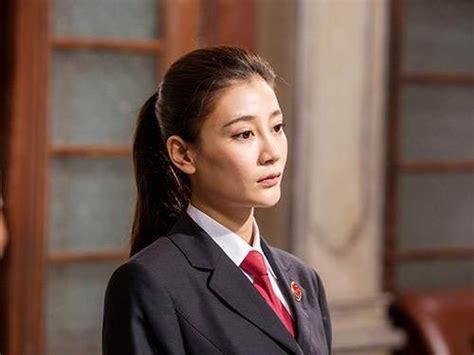 曹雲金雙喜臨門，女友唐菀懷孕，而網友卻把注意力放在鞋上 每日頭條