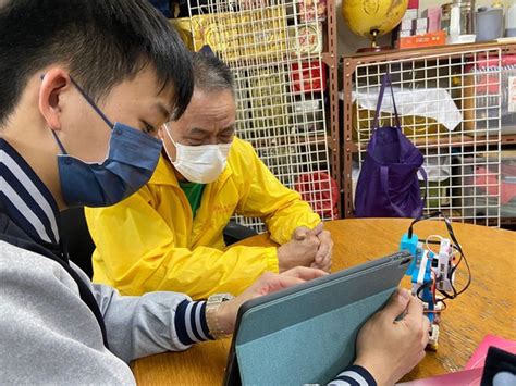 【好人好事】深水埗明哥派飯送暖助弱勢社群 獲香港都會大學頒授榮譽大學院士