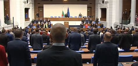 ИЗВЪНРЕДНО В ПИК Тv Тотален провал на новото Народно събрание прекъснаха първото заседание