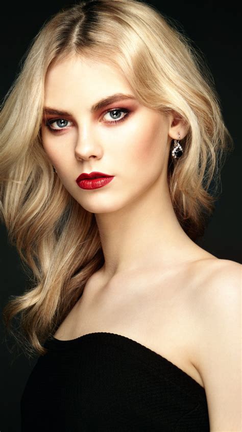 Download Wallpaper Portrait Makeup Elegant Hairstyle Beautiful Sensual Woman Section Style