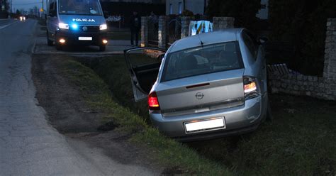 Pijany latek wjechał w płot Miał promile we krwi