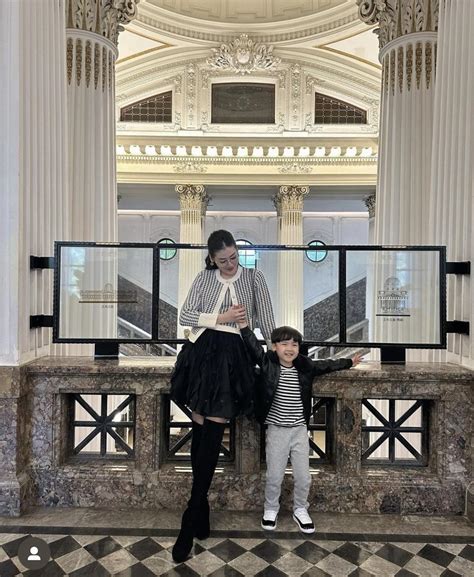 Siêng đưa con trai tới nơi này khi đi du lịch nước ngoài