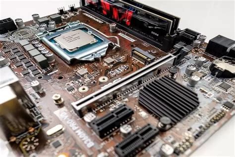 Siap Meluncur Di Tahun 2024 Sierra Forest Chip Terbaru Dari Intel