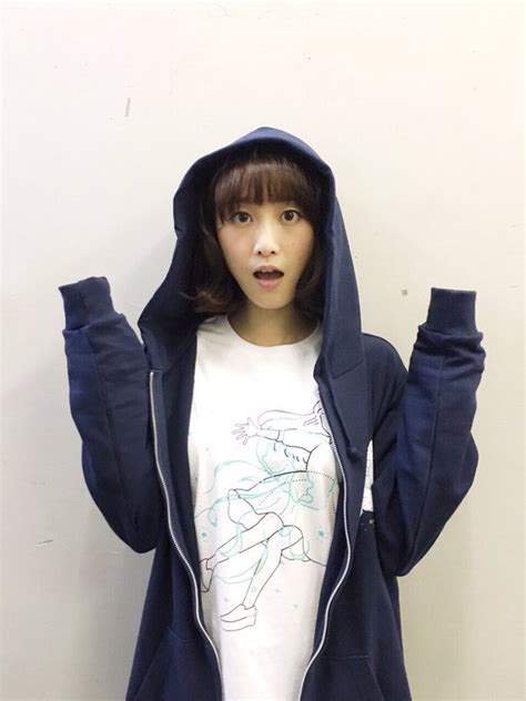 松井玲奈さんはtwitterを使っています “ファンクラブのグッズよろしくお願いします♪ クリスマスプレゼントに！ わたしはtシャツがお気に
