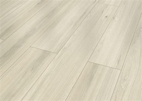 1033 4 Eiche Natur Hell Classen