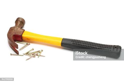 망치와 손톱 흰색 배경에 고립 0명에 대한 스톡 사진 및 기타 이미지 0명 Diy 강철 Istock