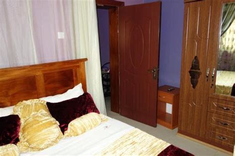 Impala Suites Hotel Jinja Central De Reservas