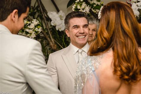 Recém casada Claudia Raia se declara para Jarbas Homem de Mello