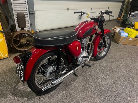 Lot 96 1961 Bsa C15