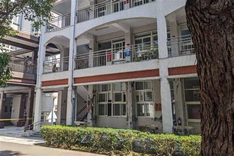 0403地震 花女綜合大樓成危樓