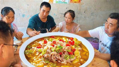 桃子姐买5盒肥牛，做一盆酸汤肥牛，酸辣开胃，一家人吃美了【蜀中桃子姐】 Youtube