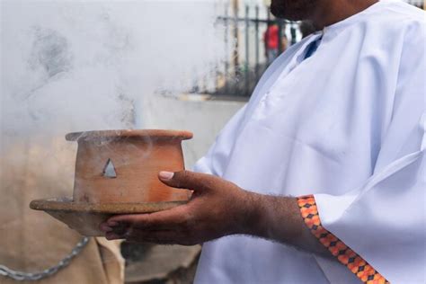 Premium Photo Catholic And Candomble Faithful Are Seen During Mass