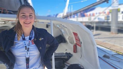 Un Rêve Qui Se Réalise à 23 Ans Violette Dorange Est La Plus Jeune Navigatrice Au Départ Du