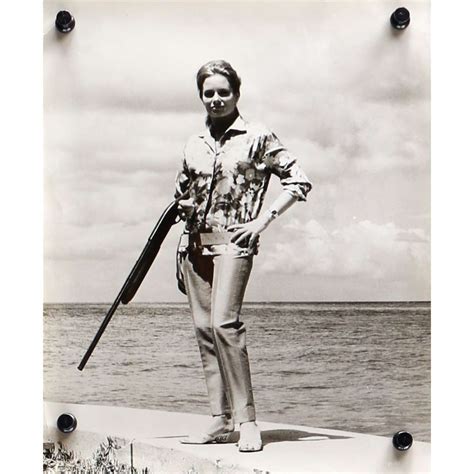 THUNDERBALL Movie Still 8x10 In