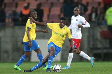 Dstv Premiership Updated Log After Mamelodi Sundowns Late Win