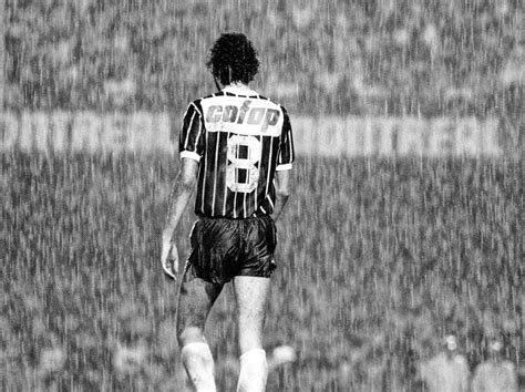 Os 4 melhores meio campistas da história do Corinthians