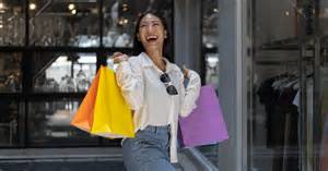 7 Things Lower Middle Class Women Do When They Finally Have Money That