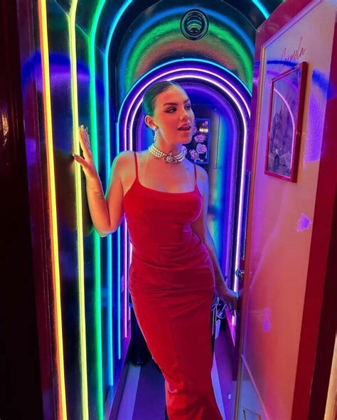 Vivi Wanderley Vivi Vivitarantino Nude Leaks OnlyFans Fapezy