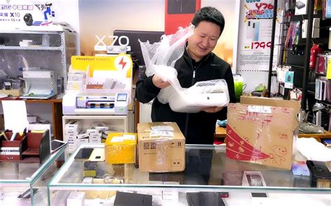 Ipad二手最吃香，256giphone12mini捡漏别错过！极品美女一手机哔哩哔哩bilibili
