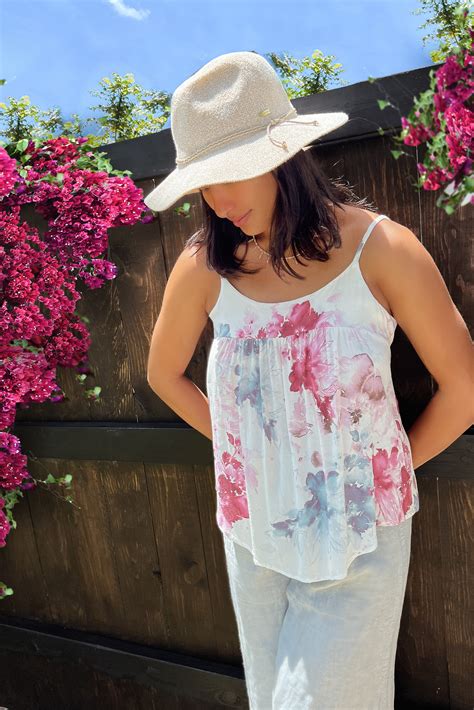 Adele Blouse Watercolor Roses Red