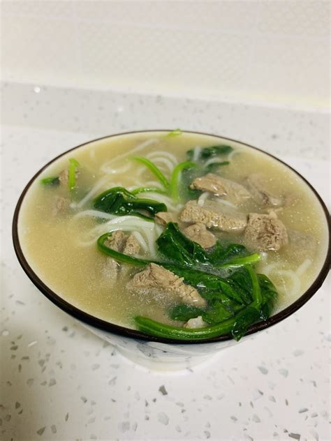 【‼️补血补铁猪肝菠菜面㊙️我和娃一起吃的做法步骤图】娇娇爱food下厨房