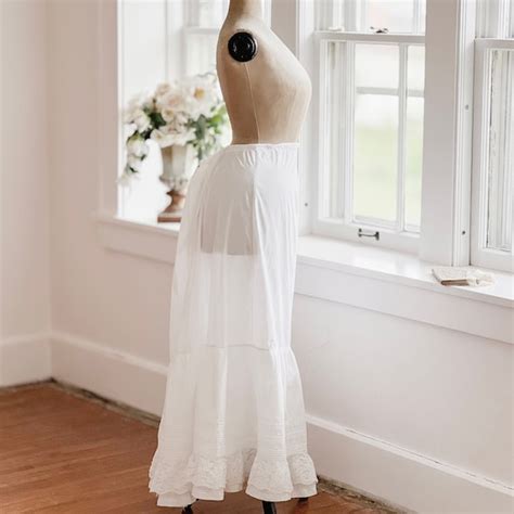 1800s Bustle Petticoat Gem