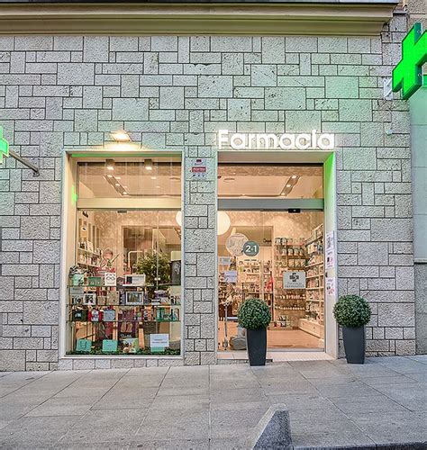 Fachada De Farmacia Diseño De Farmacia Farmacia Fachadas