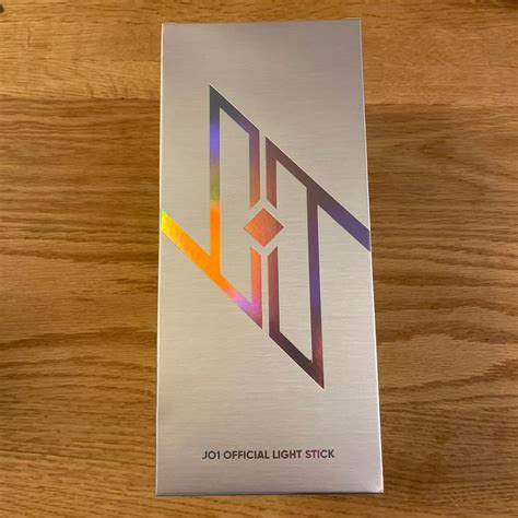 【新品未開封】jo1 Official Light Stick Official Light Stick ペンライト｜paypayフリマ