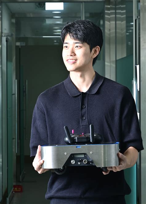 2023 광운대학교 캠퍼스타운 스타트업 Ceo 앱 플랫폼 서비스 및 자율주행 배달 로봇을 개발하는 Immersion │ 매거진한경