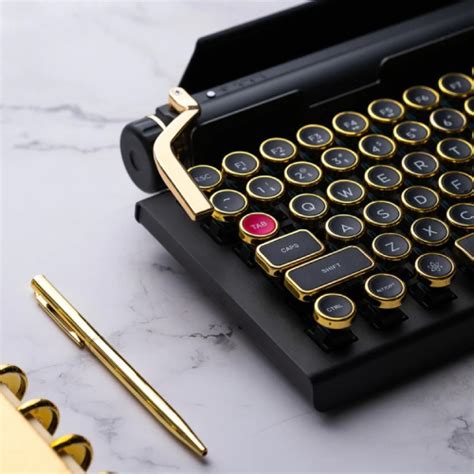Qwerkywriter S. Механическая беспроводная клавиатура купить в Москве по ...