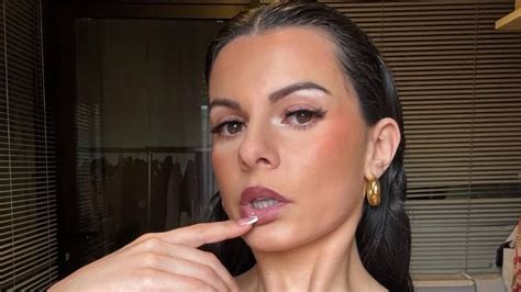 Elena Maraga La Maestra Di Treviso Con Un Profilo Su Onlyfans è Stata