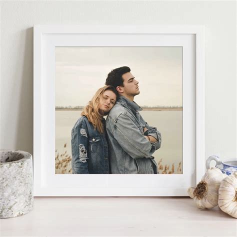 قاب عکس دیواری ساده و شیبدار عکس پرینت