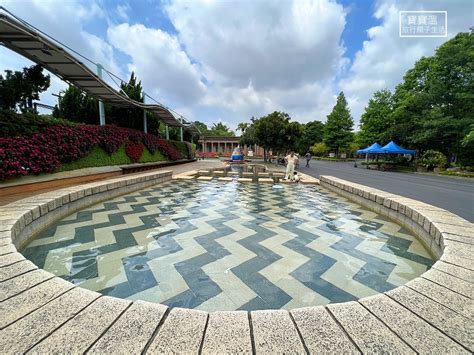 2025台北玩水景點｜台北自來水園區水鄕庭園戲水區 夏日親子玩水好去處，只要銅板價未滿6歲免費 寶寶溫旅行親子生活