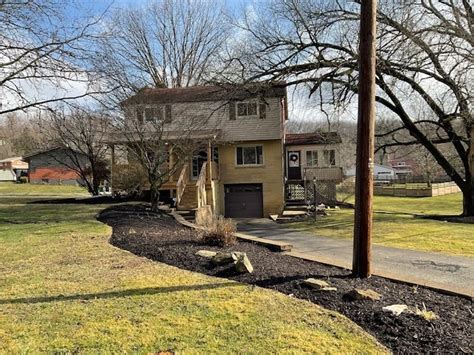 2453 Saddle Dr Allison Park Pa 15101 Mls 1643957