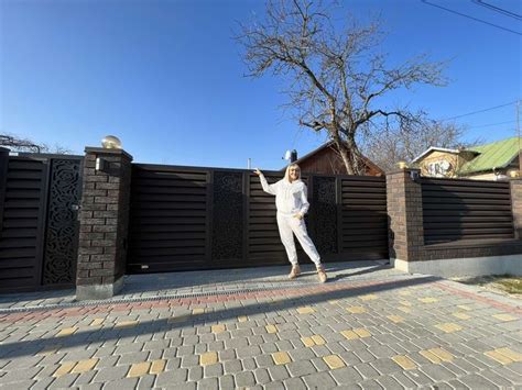 Ворота з декоративною вставкою | Outdoor, Outdoor decor, Door