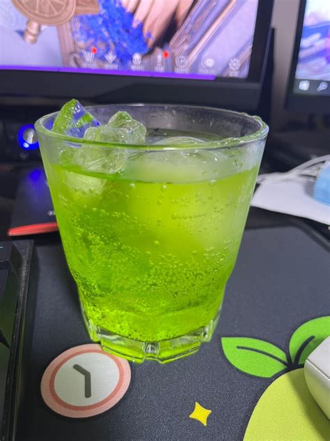 주말에마신 미도리사워 칵테일