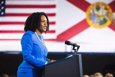 Tampas Fentrice Driskell Doesnt See Any ‘cracks In Florida Gops ‘armor As The 2025 Session