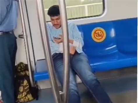 Do You Know The Guy In Delhi Metro Viral Video Delhi Police Puts