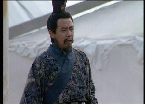 曹操为什么要杀他的发小许攸？许攸该死吗？百科ta说