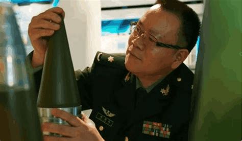 电磁弹射火箭弹实现重大突破 为这位中国专家点赞