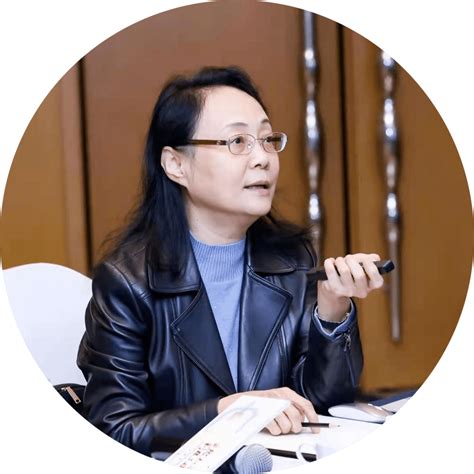 《cd30阳性淋巴造血组织疾病病理图谱》在蓉顺利定稿 书稿