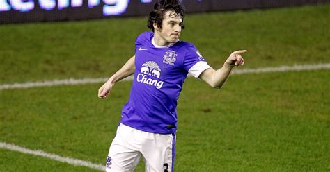 Everton Fc Defender Leighton Baines Glad Liverpool Fc Wont Have Luis