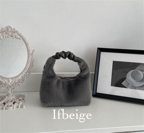 이프베이지 당일발송 최저가 보들보들 고퀄리티 퍼 밍크 미니 토드 털가방 가죽스트랩 가죽손잡이 토트백 크로스백 가방 4 Color