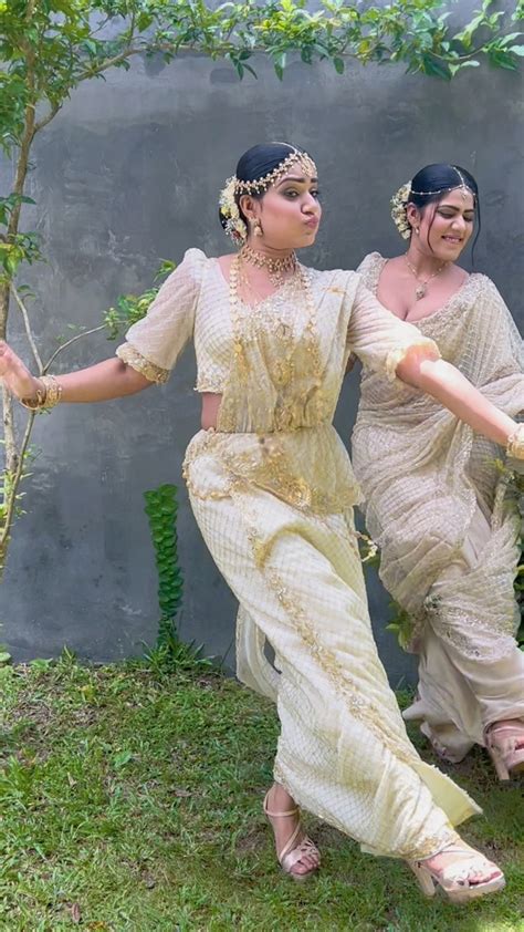 Athinatha ඒ දෙන්නා Marry කරන දවසට කොහොම ඇන්දත් ලස්සනට ඉඳී 😍 Instagram