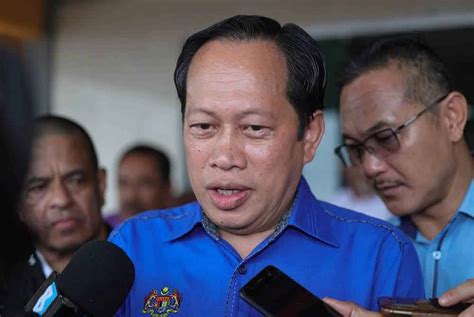 Majoriti Ketua Bahagian UMNO Sokong Afidavit Ahmad Zahid Ahmad Maslan