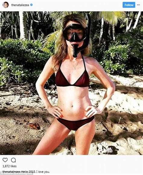 10 Hot Sexy Natalie Zea Bikini Pics
