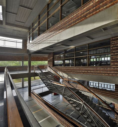 画廊 艾哈迈达巴德大学中心 Stephane Paumier Architects 13