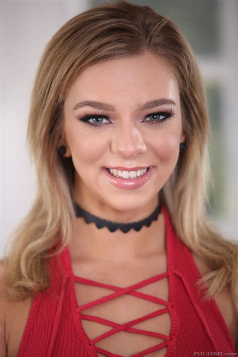 Who Is This Girl On This Team Skeet Ad Tiffany Watson 1422498
