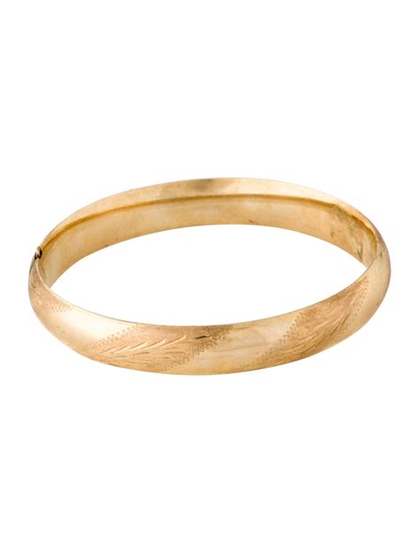 Bracelet K Textured Bangle Bracelet K Yellow Gold Bangle Bracelets Brace The